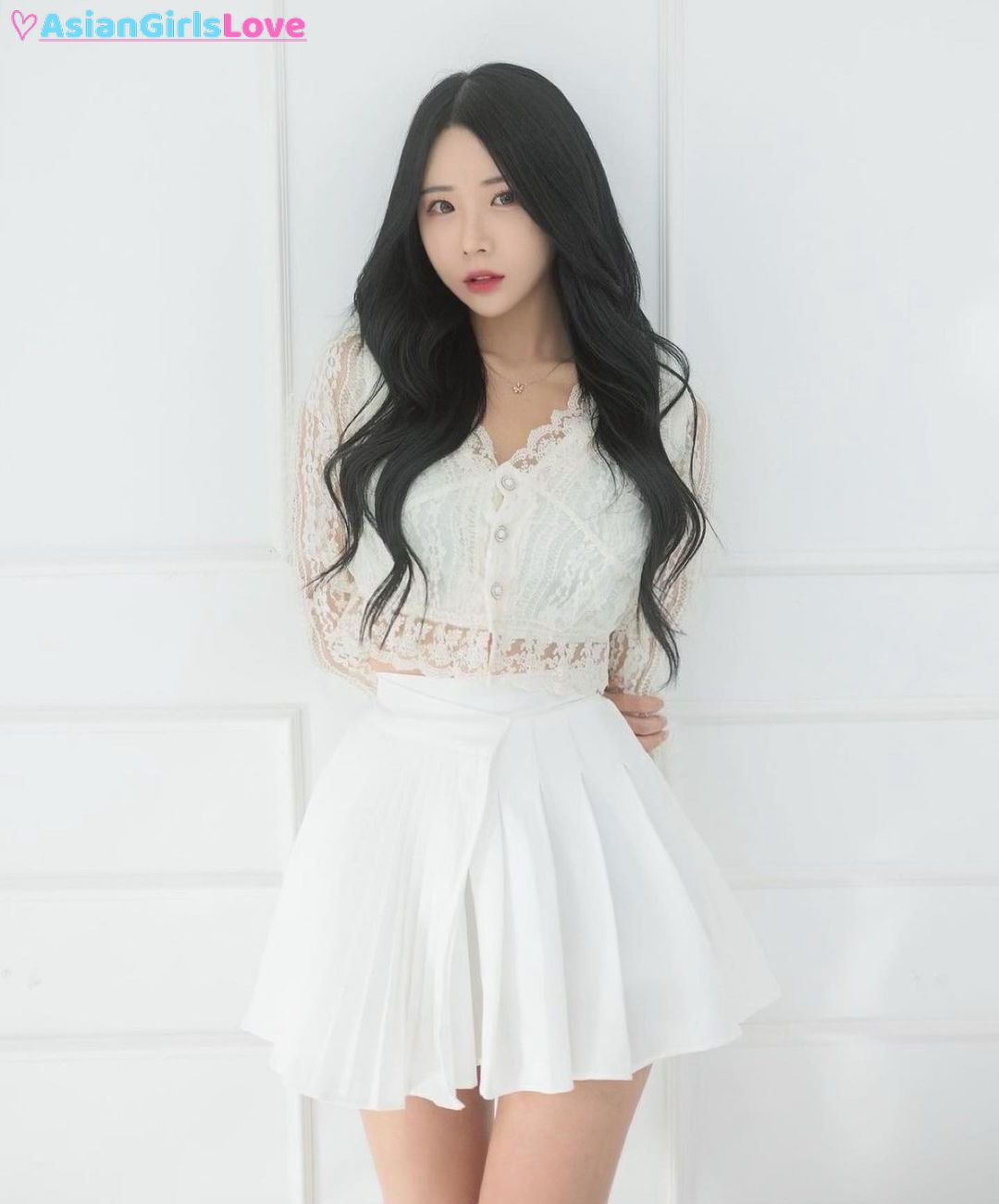 Korean Girls: What Makes Them Perfect Girlfriends?