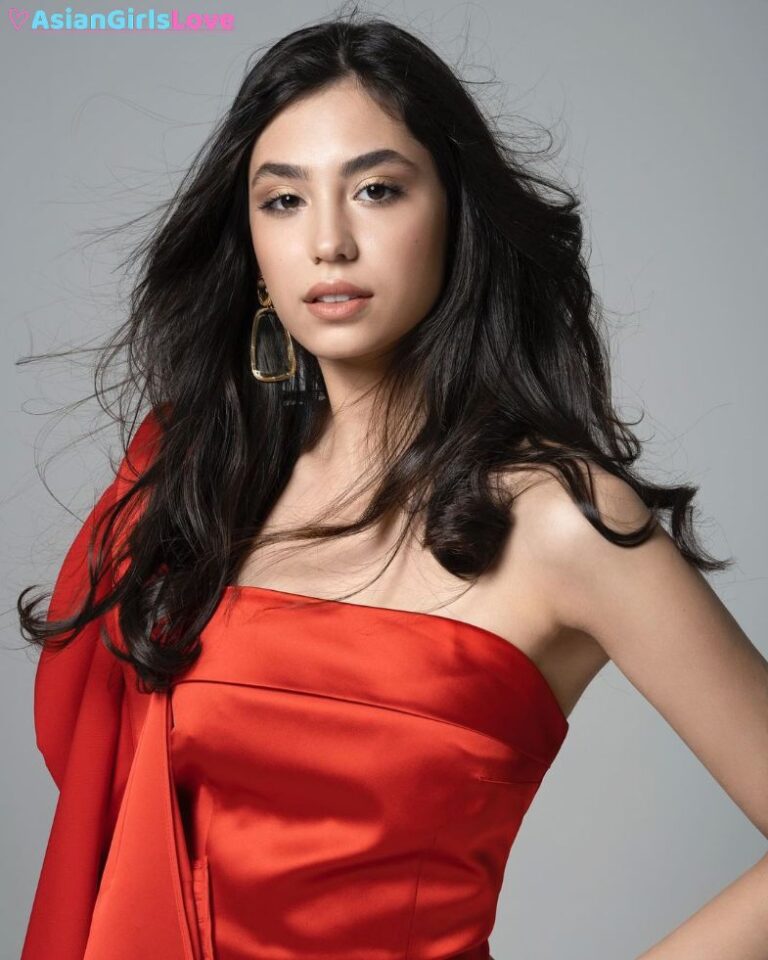 Lovely Turkish Girls: What Makes Them the Best Wives?